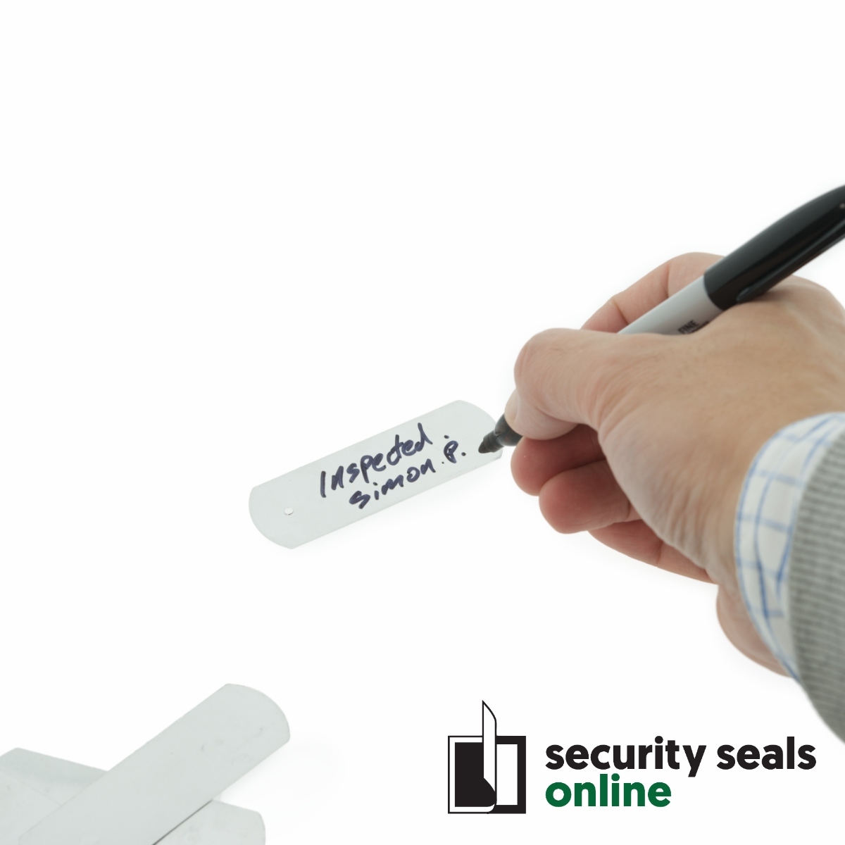Metal tags @ Security Seals Online by B-Sealed